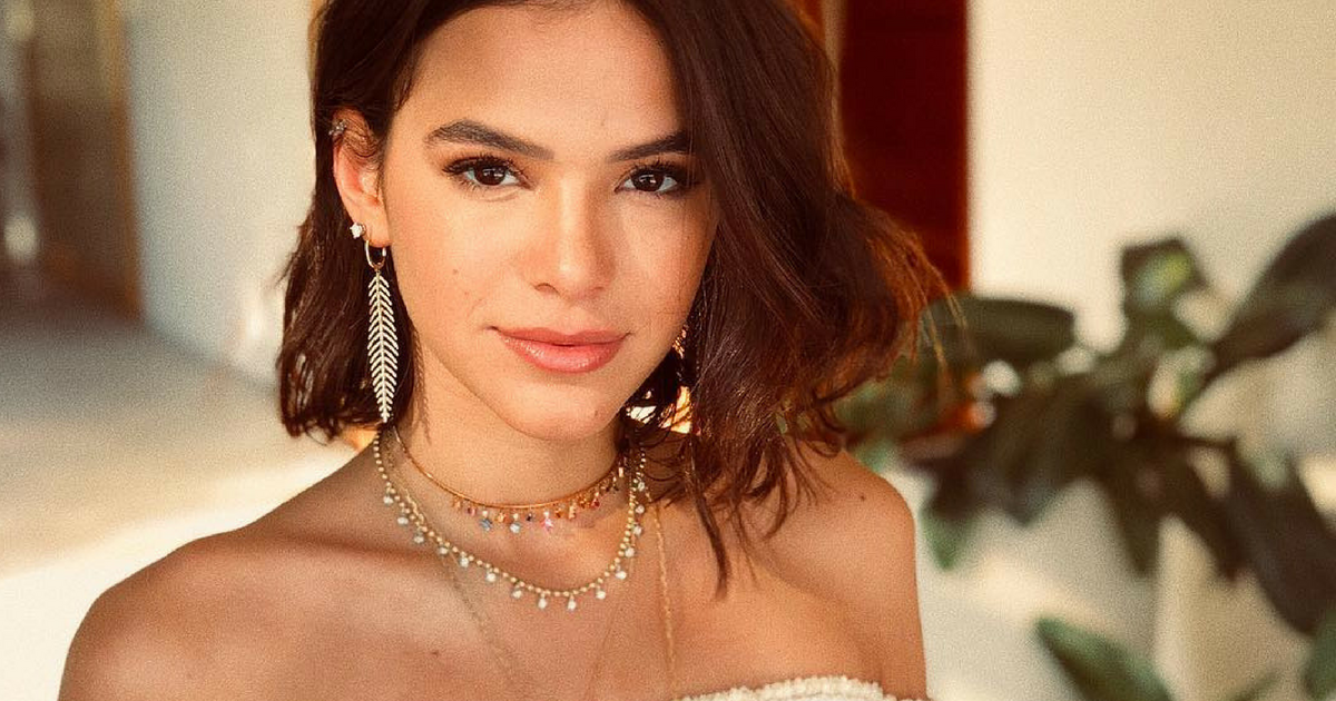 Confira os detalhes do festão de Bruna Marquezine - Maisvibes