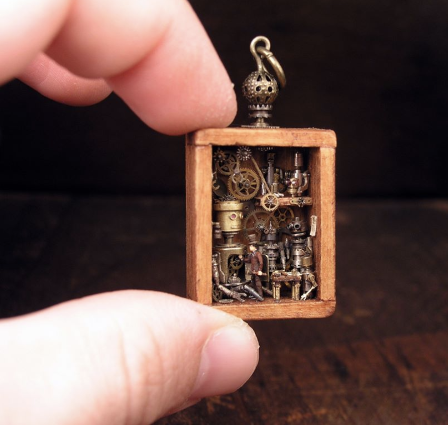 These 30 Tiny Objects Have Their Own Little World Inside Them - Small Joys