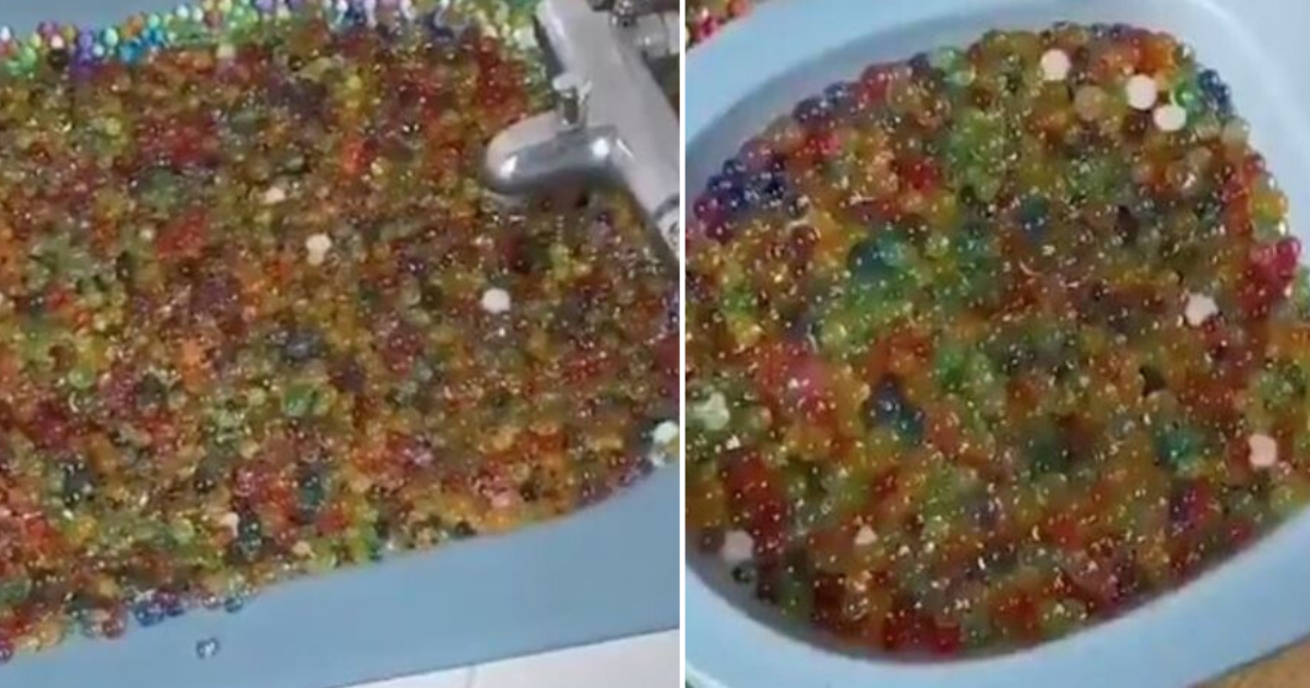 Man Floods His Bathroom After The Stunt He Performed Went Wrong Small Joys