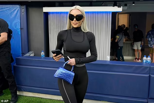 Kim Kardashians Reaction After She Was Booed At The Los Angeles Rams Football Game Against The