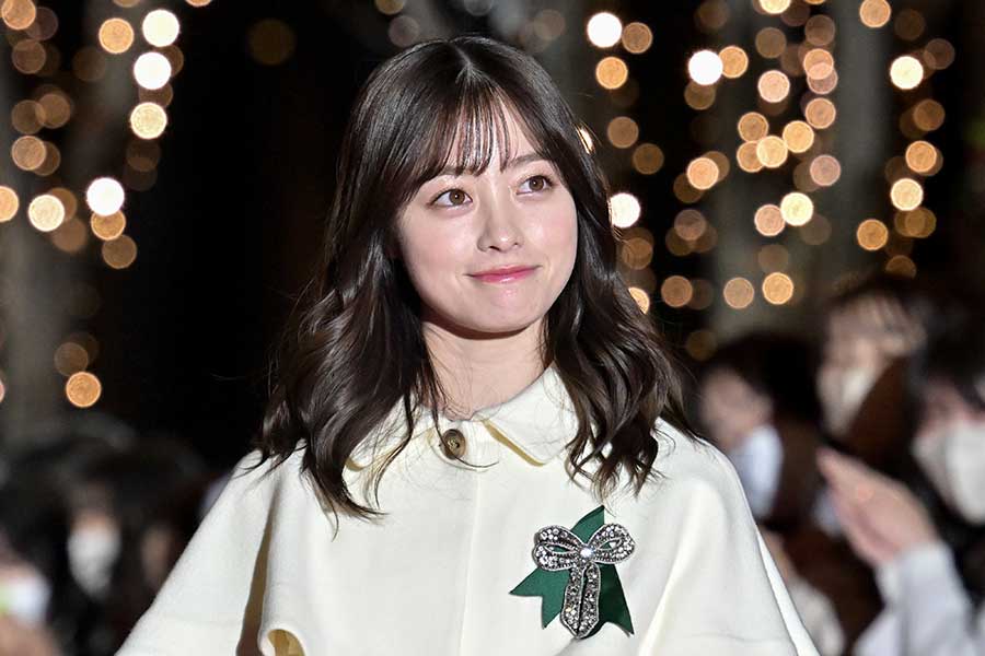 橋本環奈、今後の活躍の場は“無限大”！NHK紅白初司会に絶賛の声止まらず「「本当の勝ち」は環奈」「初司会とは思えんだろ」 - Hachibachi