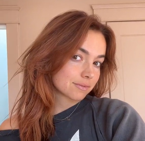 Woman Embraces Her Body Hair And Stops Shaving Her Legs After Becoming Pregnant With Her First ...