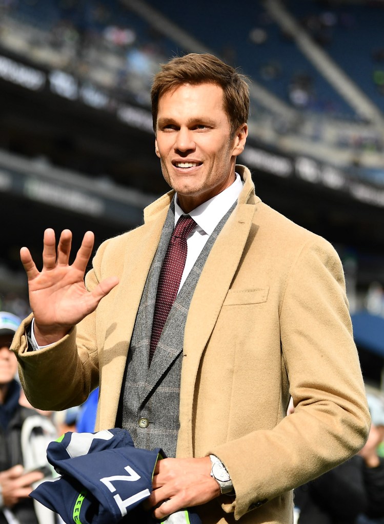 Tom Brady Breaks His Silence After Gisele Bundchen's Pregnancy Bombshell With Handsome Trainer ...